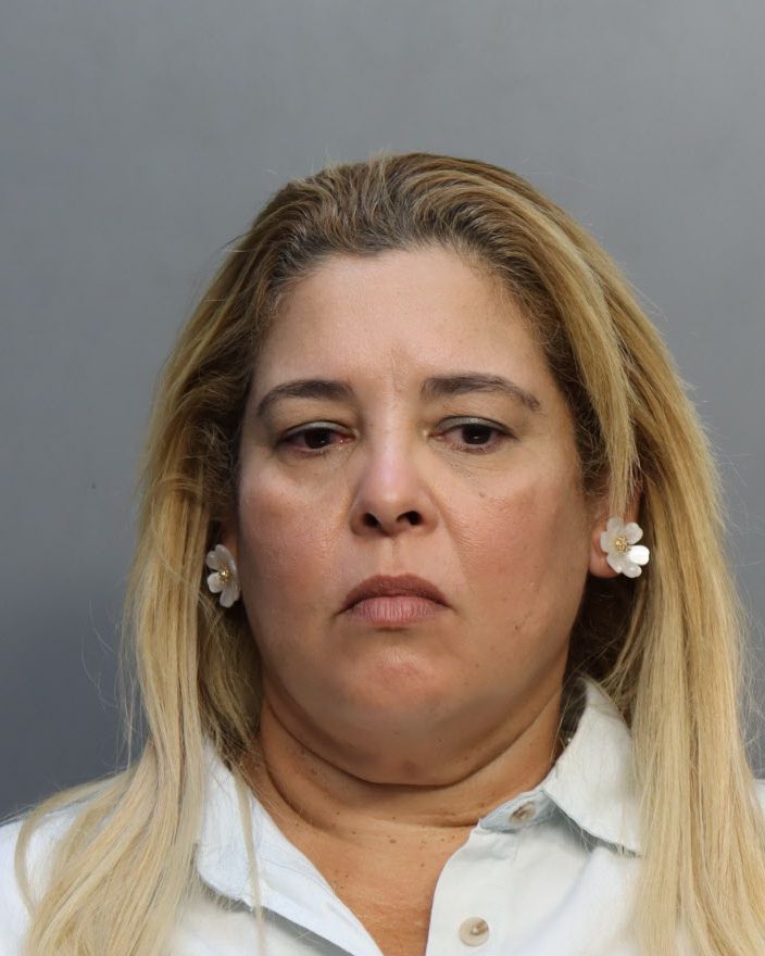 Miami: acusan a mujer de robarle más de $100,000 a su expareja ...